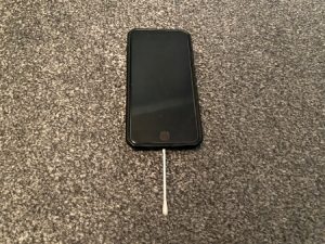 Why Does My Phone Go Crazy When I Plug In Headphones? - Sound Is Working
